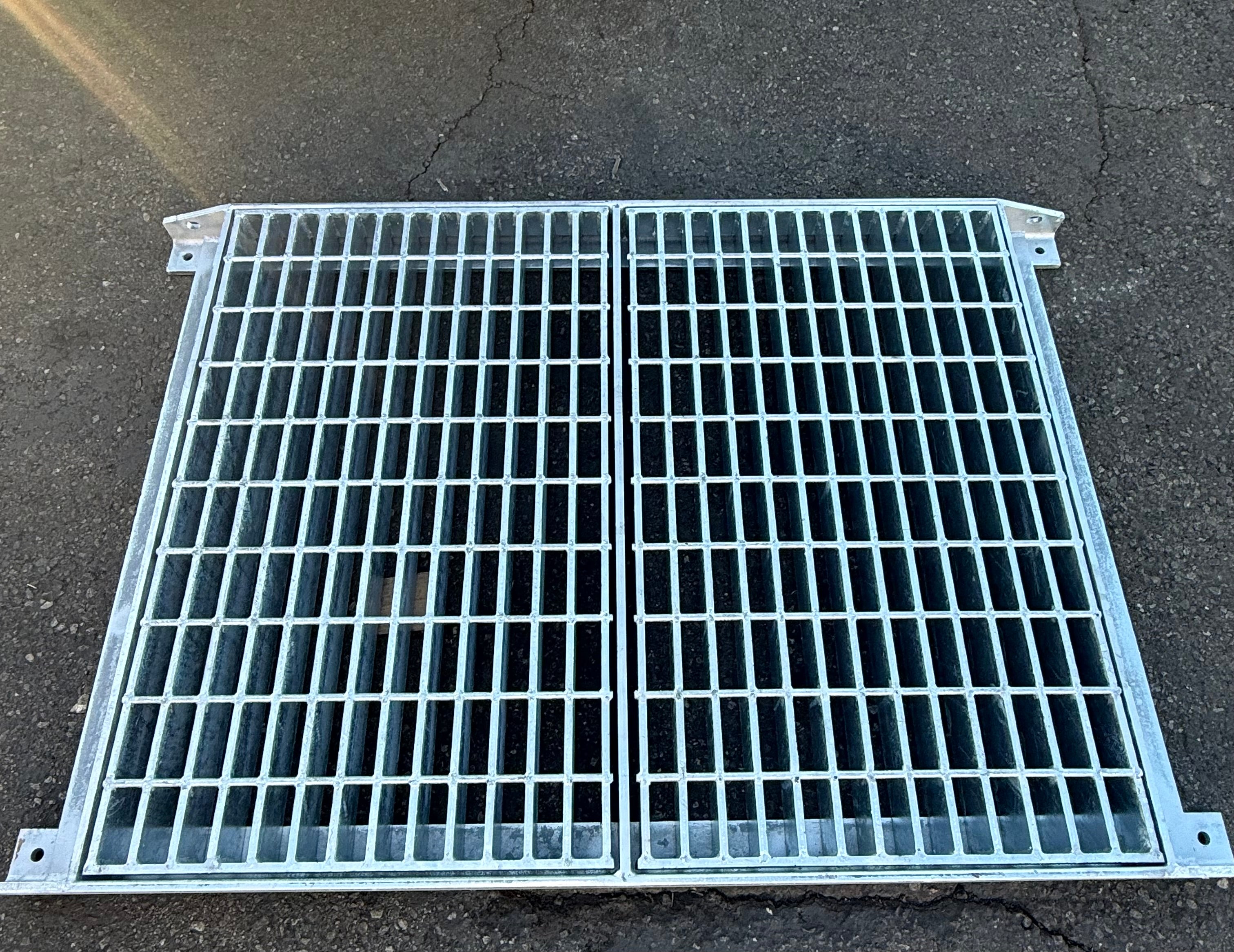 305 Frame & Grate – Sullivan Steel Fabrication